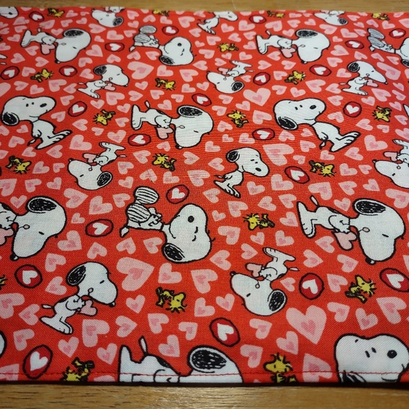 sewdenise | Dining | Snoopy Valentines Day Runner | Poshmark